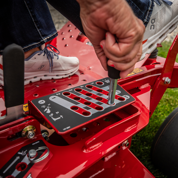 Radius E-Series with 24.5 HP* Exmark 708CC Engine and 60” UltraCut ...